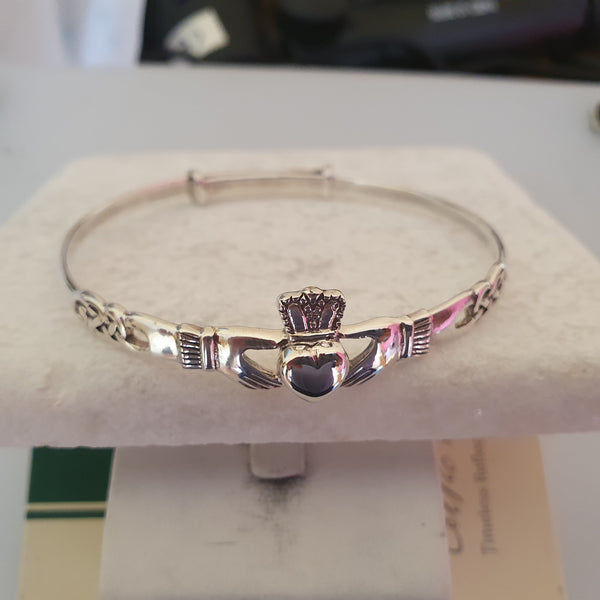 Silver Claddagh Bangle – Killarney Celtic Jewelry